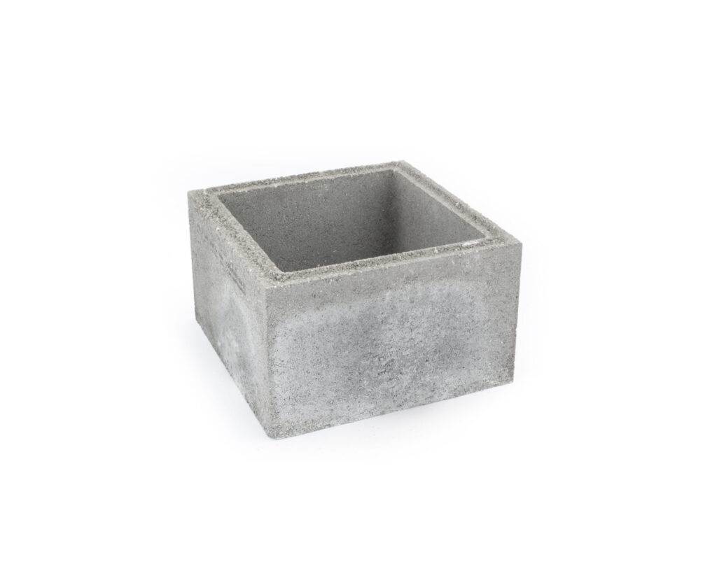 Redbank 300mm Sq Reb Flue 225mm High